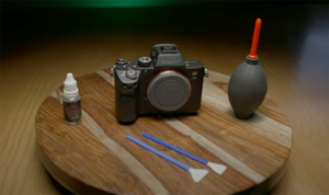 How to Clean a Mirrorless Camera Sensor? - FotoProfy