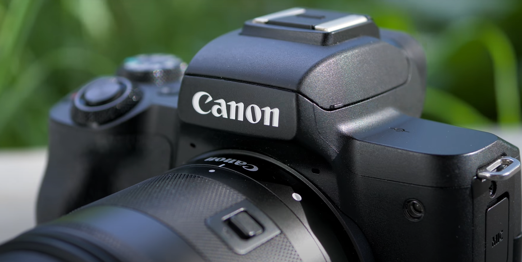 Canon EOS M200 vs. M50: Which is Better? - FotoProfy