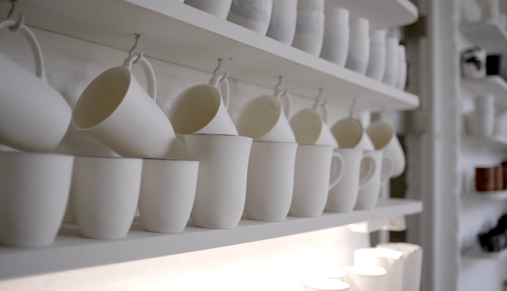 How to Photograph Pottery? - FotoProfy