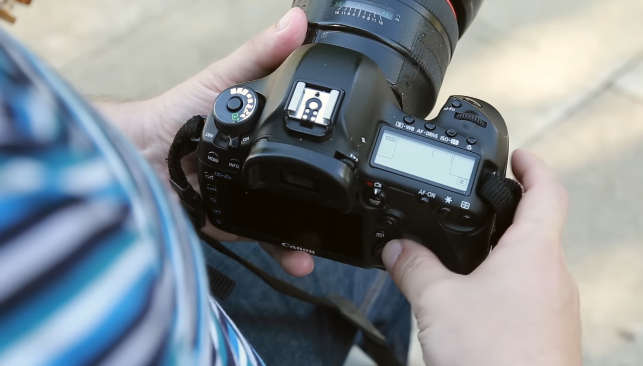 How to Check Shutter Count on Canon 5D Mark III? - FotoProfy